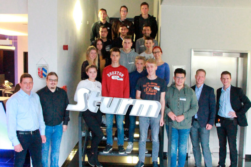 On the start and finish straight! – Sturm-Gruppe