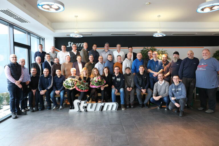 Herzlichen Glückwunsch zu 820 Jahren Mitarbeiterjubiläum! – Sturm-Gruppe